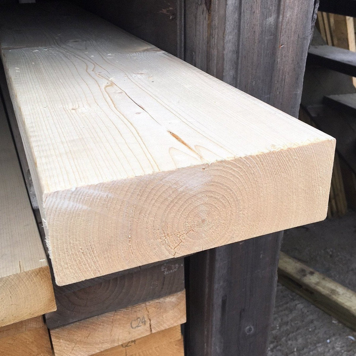 Untreated C24 Sawn Carcassing 75mm x 175mm (EX 7X3) 4.8m – Cleveland Timber
