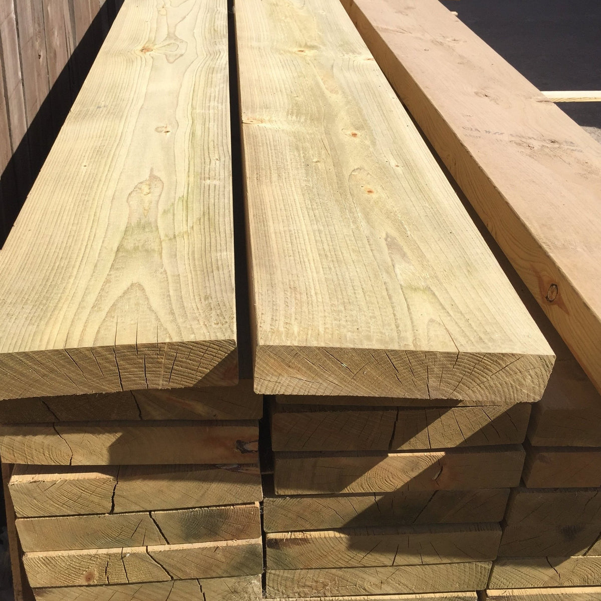 Treated Smooth C24 Sawn Carcassing 47mm x 200mm (EX 8X2), 4.8 metre le ...